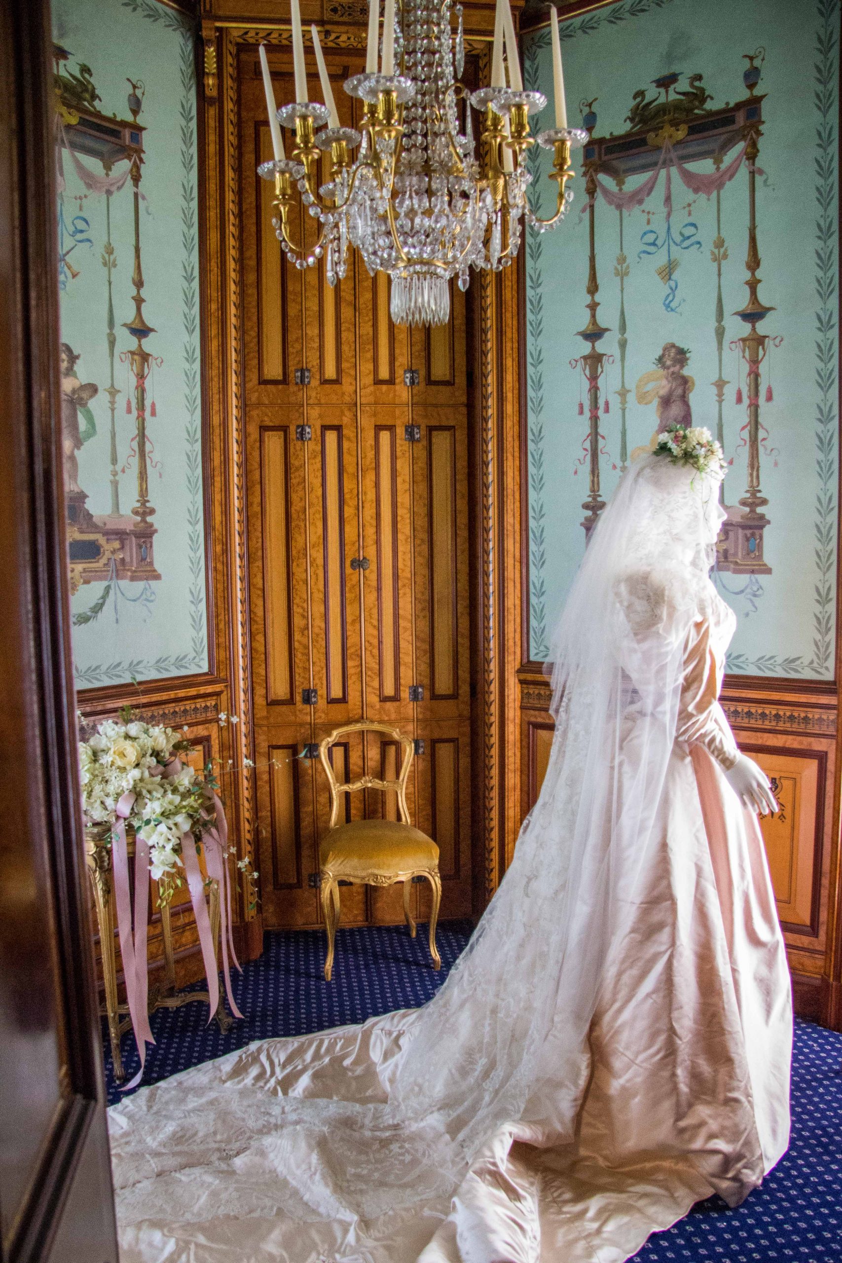 Inside the Lockwood-Mathews Mansion » SIMONE ARMER